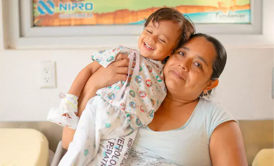 Campaña apoya a mamás guatemaltecas en Casa Ronald McDonald y Fundanier, mayo 2025 - BEONERADIO ...